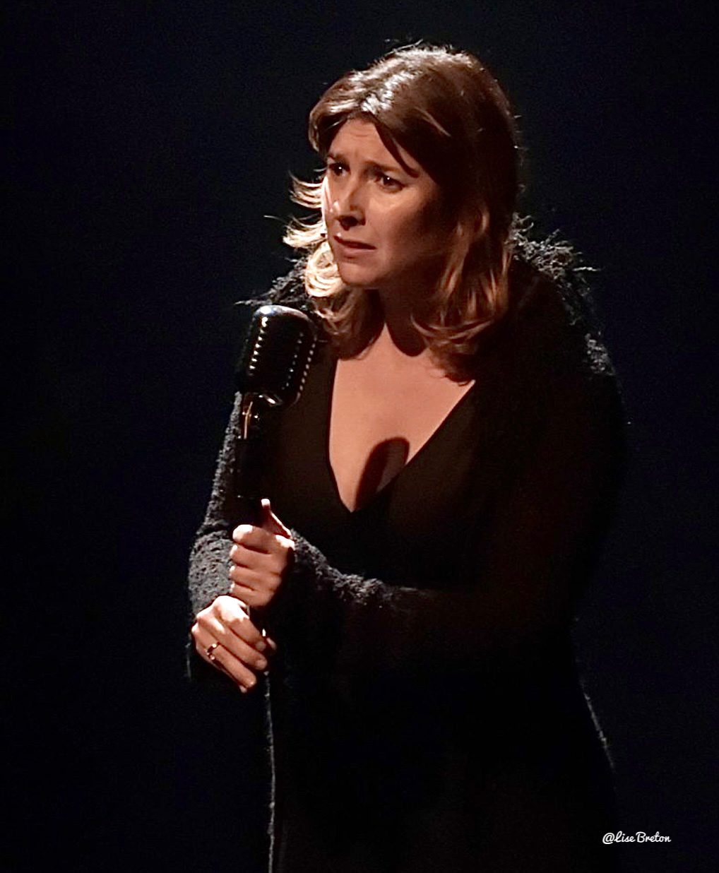 Brel et Barbara - Héros fragiles – Un spectacle qui fait du bien | Arts ...