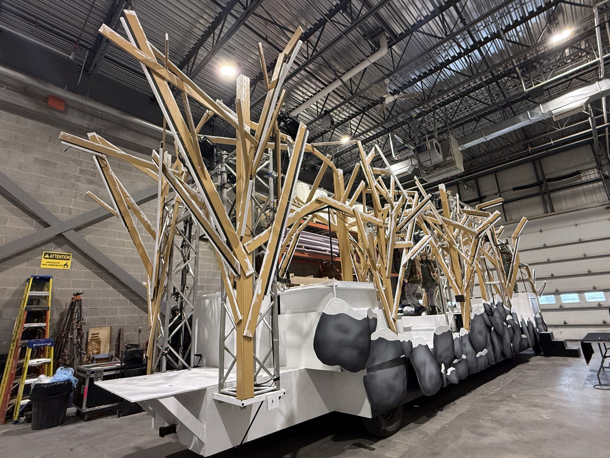 Carnaval de Québec 2025 - 7 au 16 février - Enweille dehors aux Défilés ...