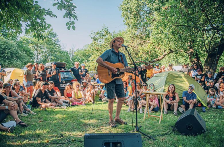 Place au spectacle : Le Festif! de Baie-Saint-Paul s’apprête à faire ...
